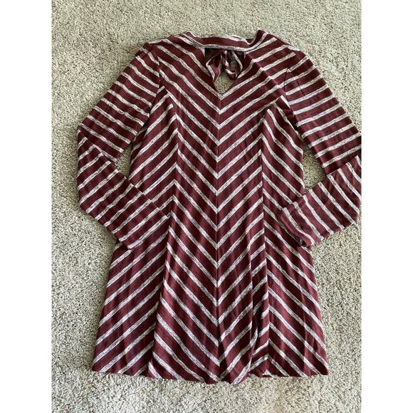 entro | Dresses | Entro Womens Medium Striped Dress | Poshmark